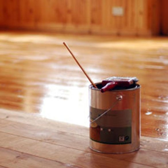 Los barnices para pavimientos de madera